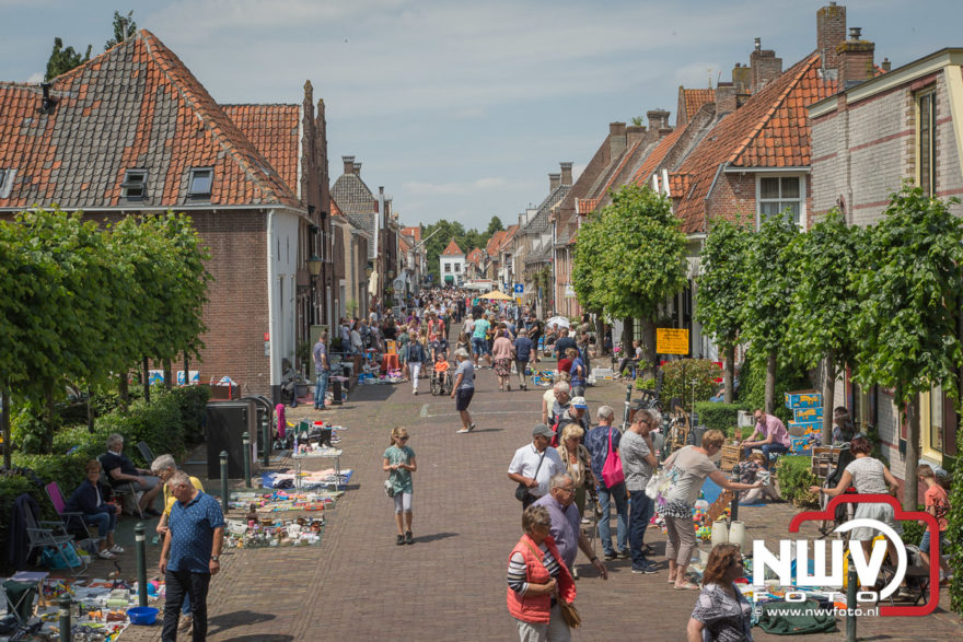 Kleedjesmarkt Pinkstermarkt Elburg 20 mei 2024 — Elburger SC