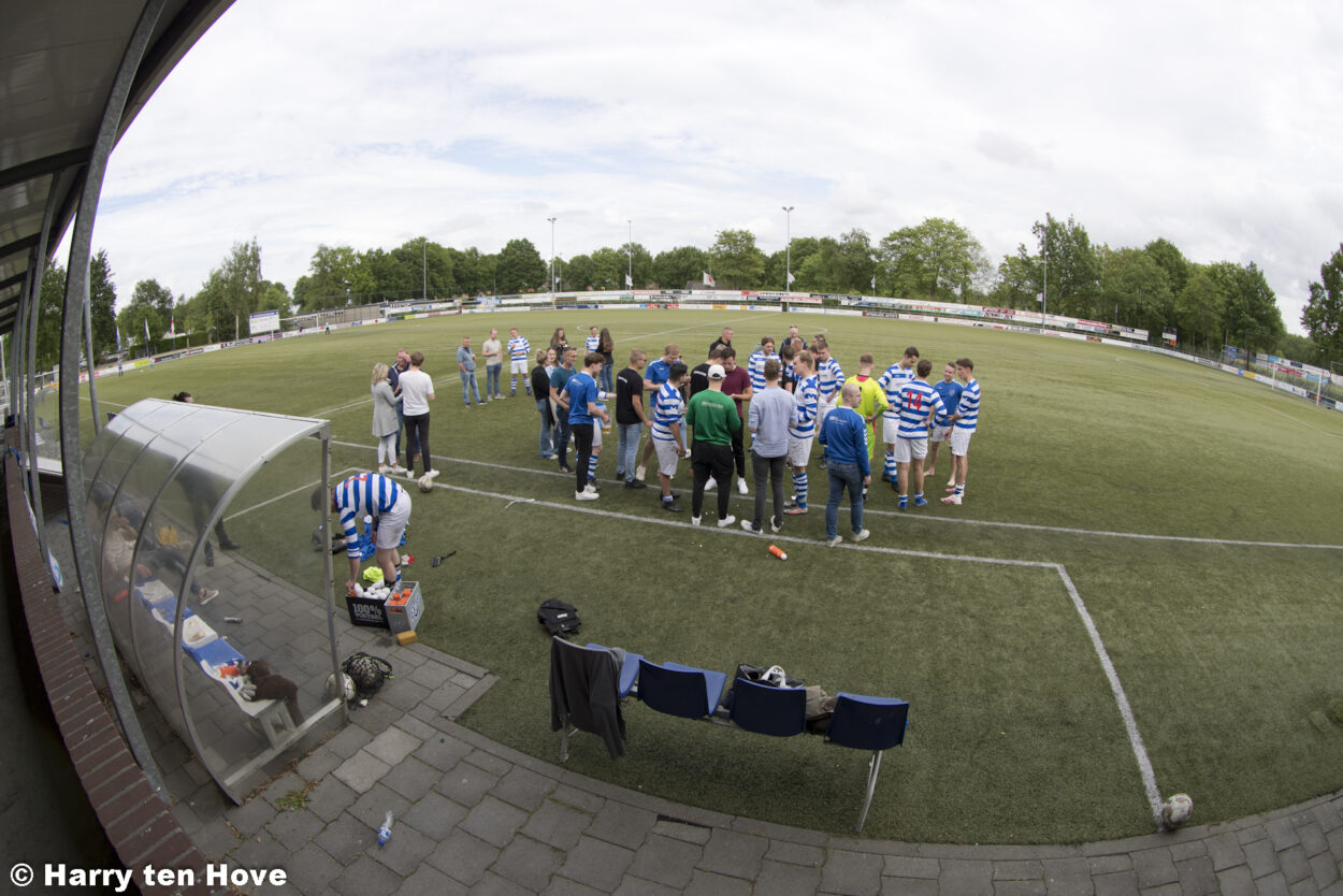 ESC 8 kampioen — Elburger SC