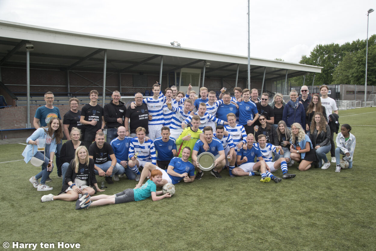 ESC 8 kampioen — Elburger SC